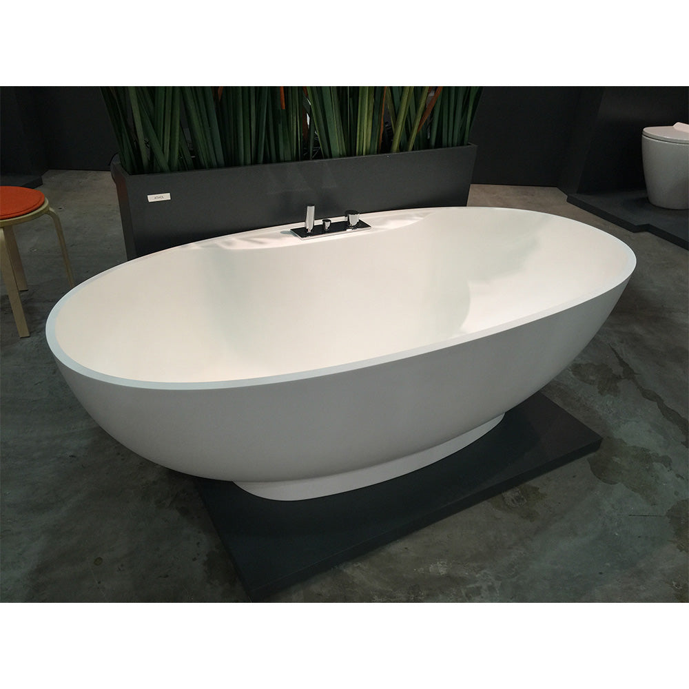 Loop 1700 Freestanding Stonetec Bath with Integrated Tap Set - PARISI Baths